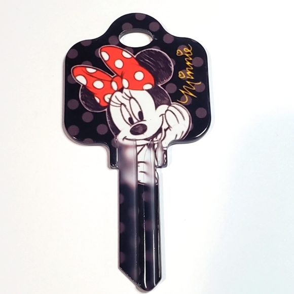 Disney | Other | Disney Minnie Mouse Design House Keys | Poshmark